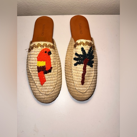 FARM Rio | Shoes | Farm Rio Macaw Embroidered Beads Raffia Straw Flat ...